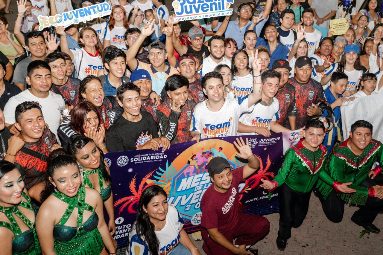 Inauguran el Mes de la Juventud con exitoso desfile - Vox QR